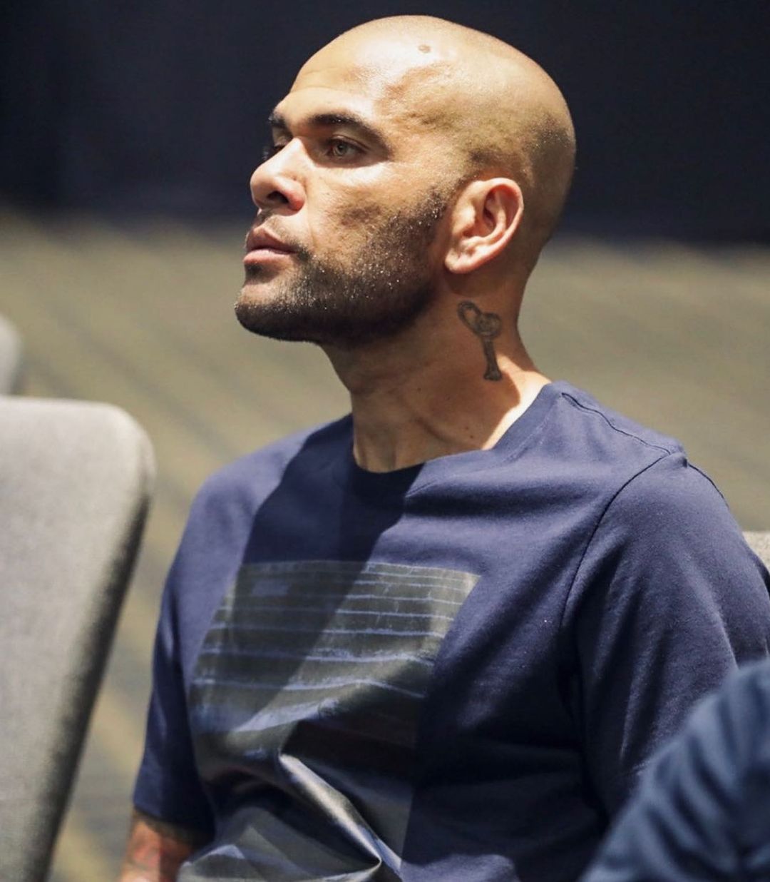 Dani Alves condenado a quatro anos e seis meses de prisão - Caras